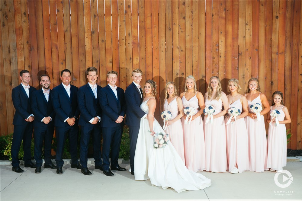 Piazza Messina Wedding | Toni and Joshua's Fun Summer in Columbia