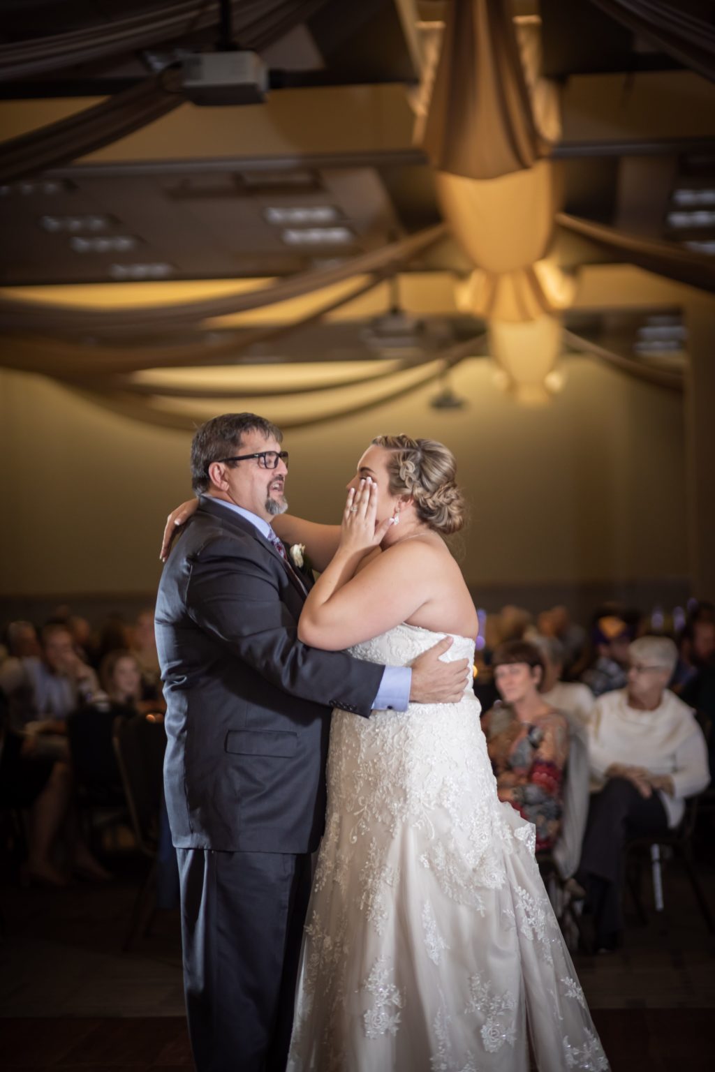 25 Kansas City Wedding Photos You Must Have