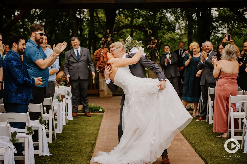 6 Wedding Venues with Outdoor Ceremony Spaces in OKC | Complete ...