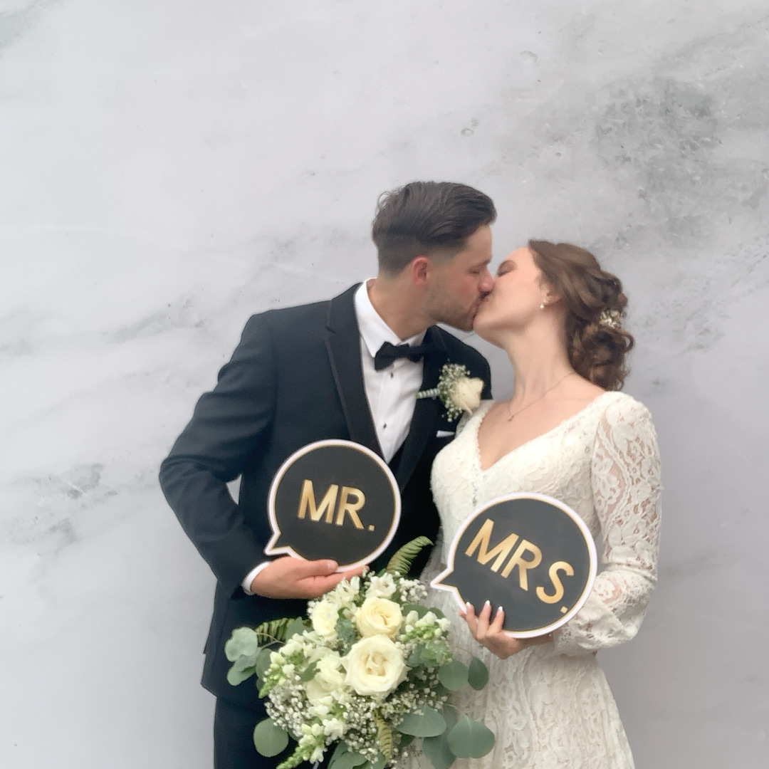 Creative Ideas for Photo Booth Props at Your Seattle Wedding | Complete ...