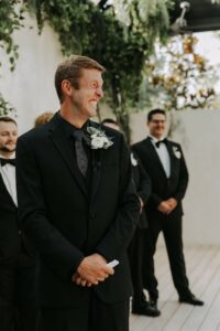 Wedding Photographers in Springfield, MO | Complete